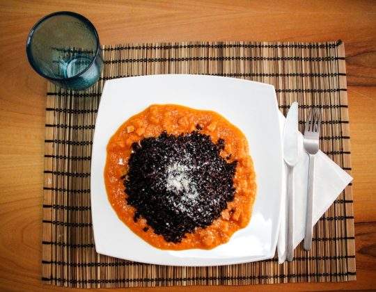Riso nero: proprietà, cottura, ricette e controindicazioni